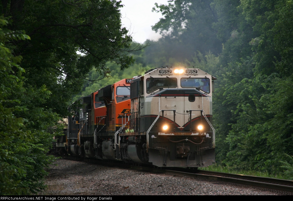 BNSF 9552